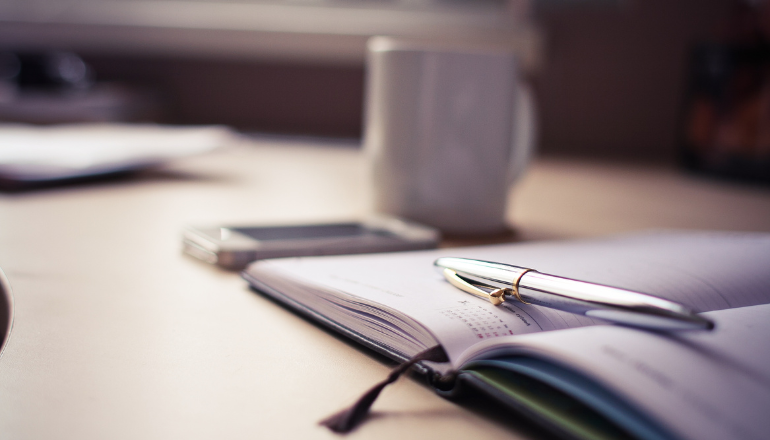 NO239 定年まじかのじじいの独り言『反省会』 - Forever Bridge